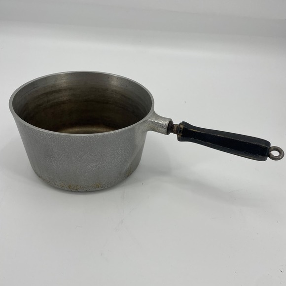 Club | Kitchen | Vintage 8 Club Cast Aluminum Round Dutch Oven Pot Lid ...
